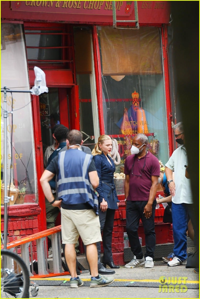 Chloe Moretz & Gary Carr Start Filming on 'The Peripheral' in NYC ...