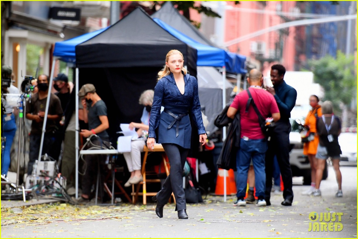 Chloe Moretz & Gary Carr Start Filming on 'The Peripheral' in NYC ...