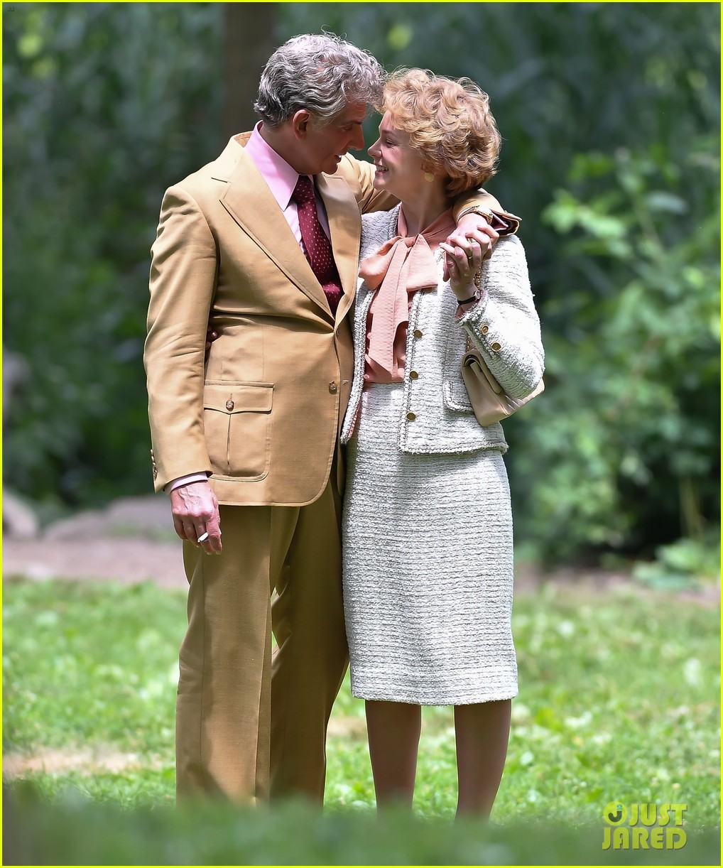 Bradley Cooper Kisses Carey Mulligan In Central Park While Filming ...