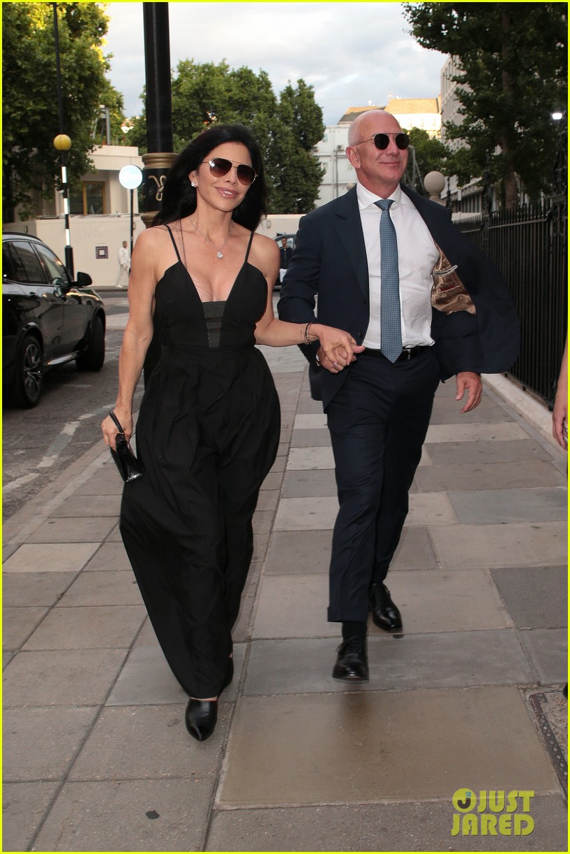 Tom Cruise Spotted Out to Dinner in London with Jeff Bezos!: Photo ...