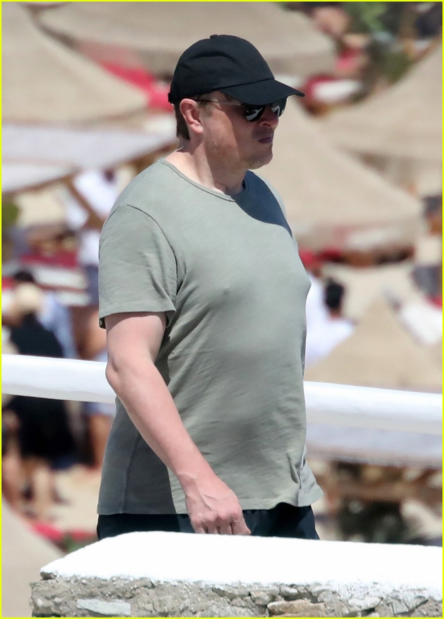 Elon Musk Vacations on a Yacht in Mykonos Amid Twitter Lawsuit: Photo ...