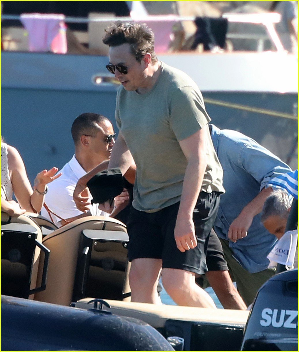 Elon Musk Vacations on a Yacht in Mykonos Amid Twitter Lawsuit: Photo ...