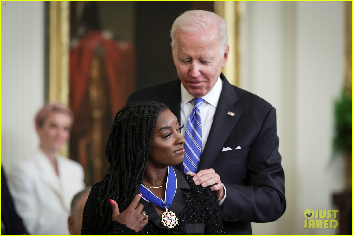 Biden Presents Simone Biles, Megan Rapinoe & More with Presidential ...