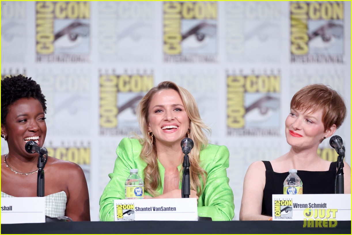 Joel Kinnaman & Krys Marshall's 'For All Mankind' Apple Series Renewed ...