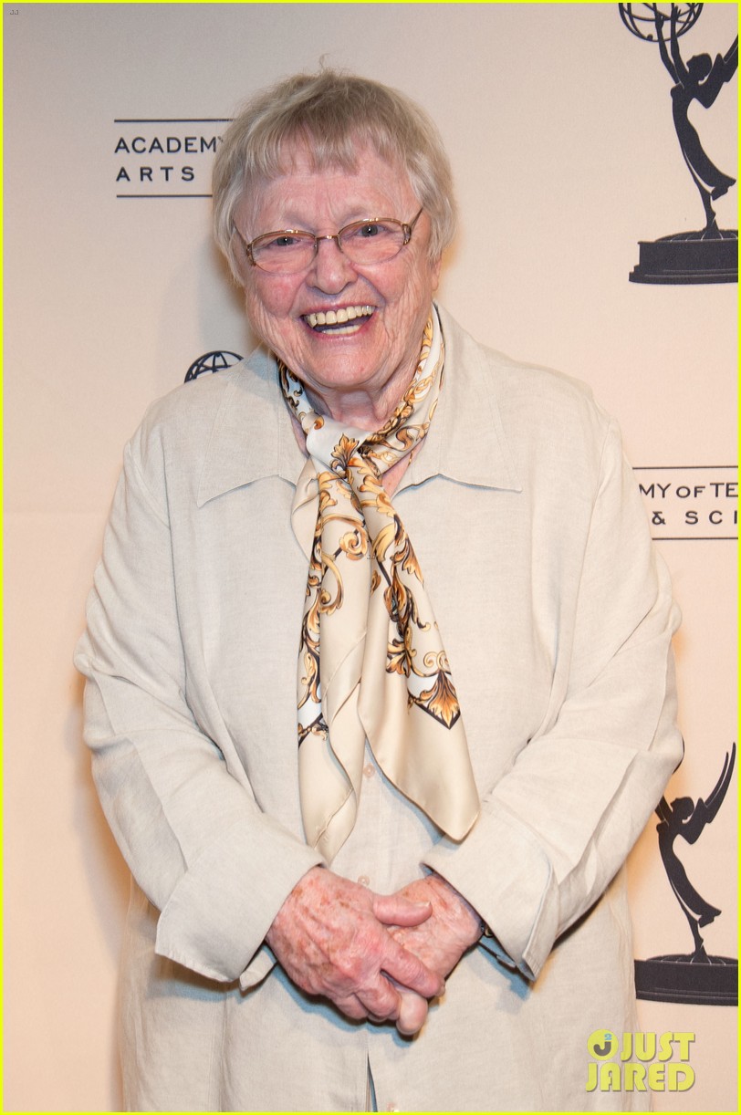 Pat Carroll, Voice of Little Mermaid's Ursula, Dies at 95: Photo ...