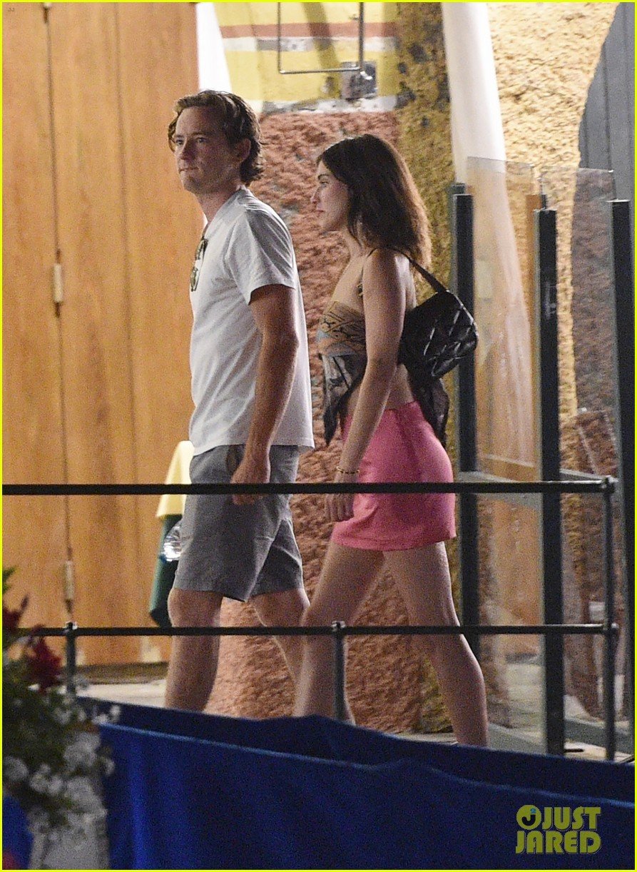 Top Gun: Maverick's Lewis Pullman Flaunts PDA with Girlfriend Rainey ...