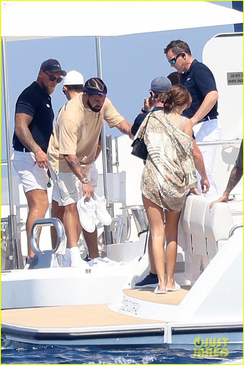 Drake Vacations in Saint-Tropez with YouTuber Suede Brooks: Photo ...