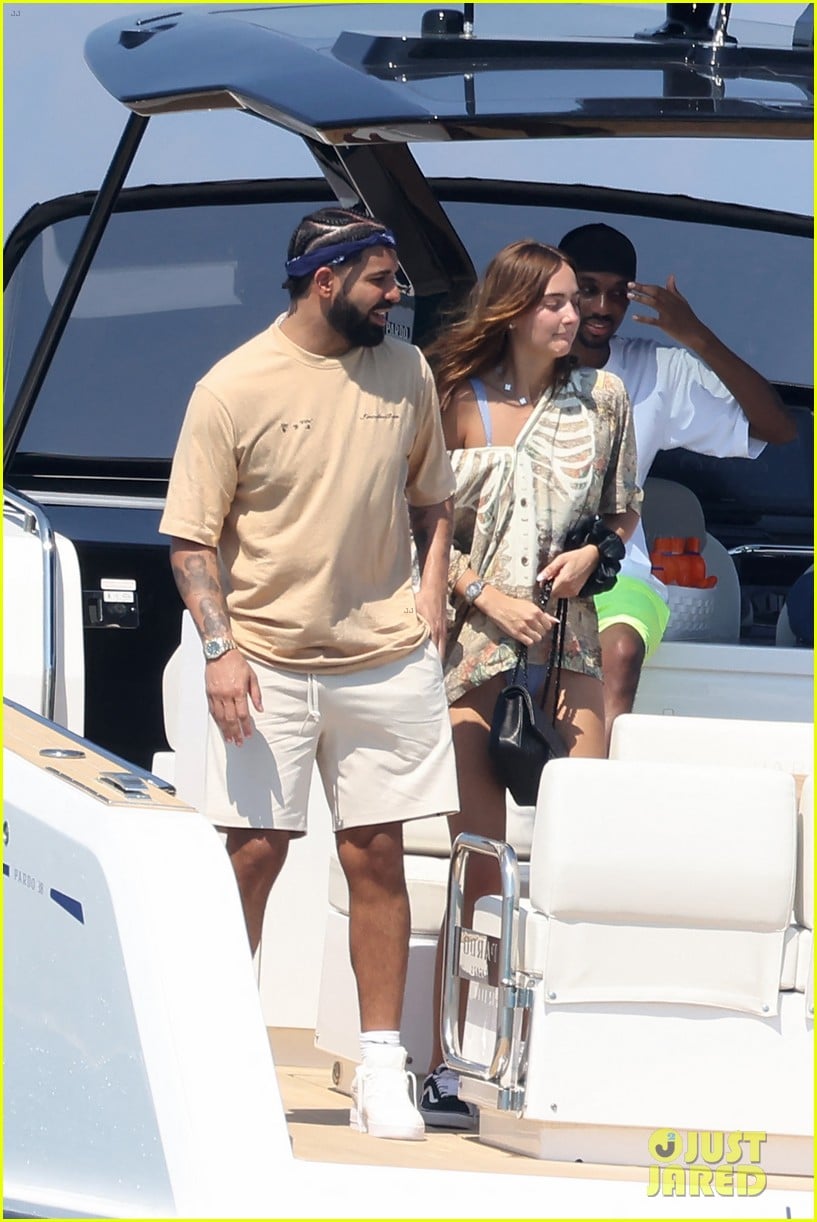 Drake Vacations in Saint-Tropez with YouTuber Suede Brooks: Photo ...