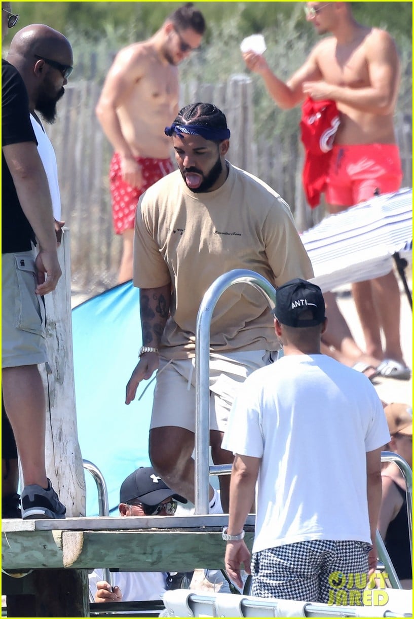 Drake Vacations in Saint-Tropez with YouTuber Suede Brooks: Photo ...