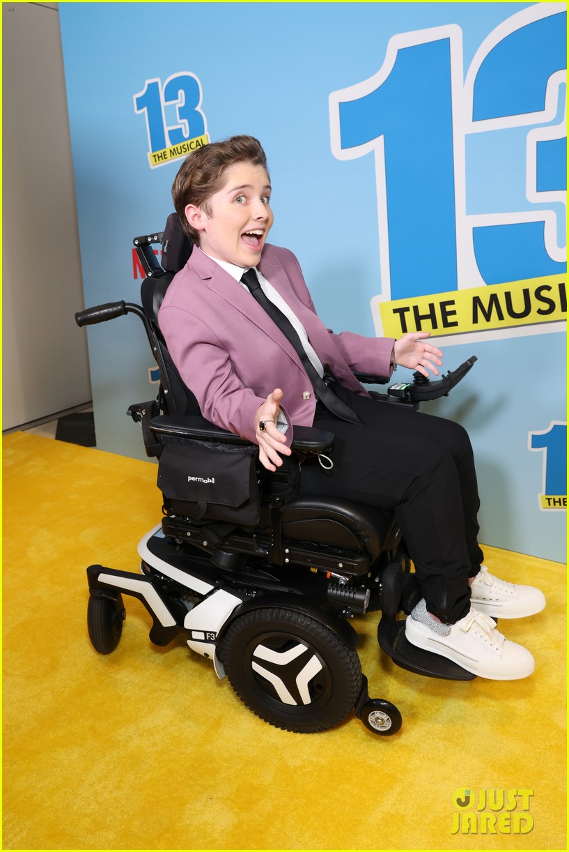 Debra Messing, Josh Peck & Peter Hermann Step Out for a Screening of ...