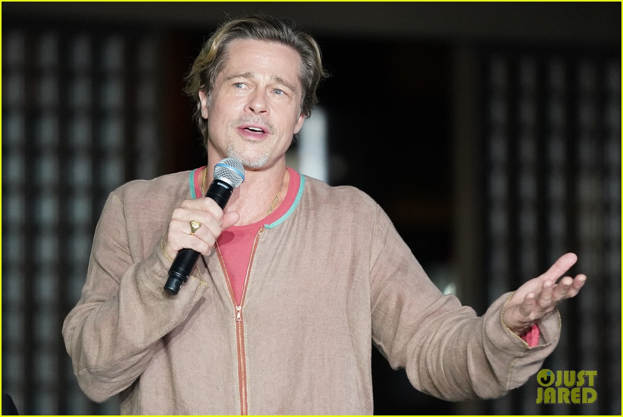 Brad Pitt & Aaron Taylor-Johnson Bring 'Bullet Train' To Tokyo: Photo ...