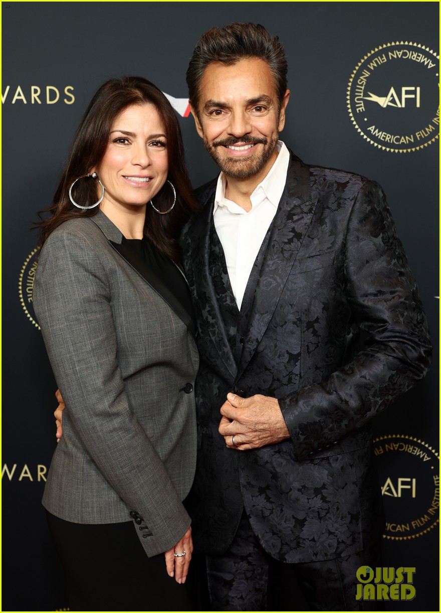 Eugenio Derbez Involved in Accident, Will Undergo 'Very Complicated ...