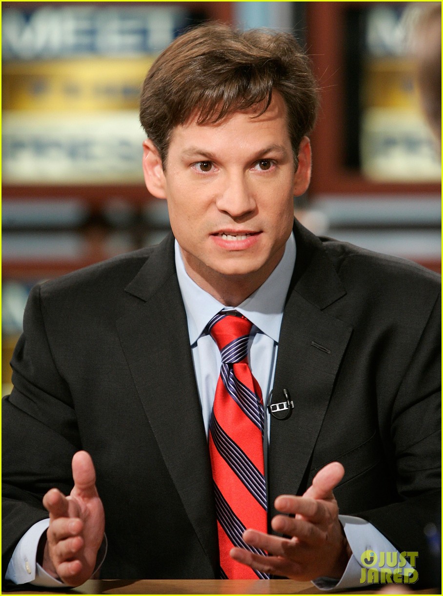 NBC News' Richard Engel Mourns Death of His 6-Year-Old Son Henry: Photo ...