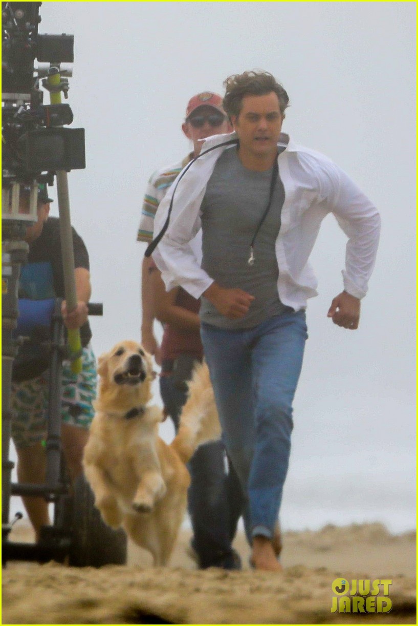 Joshua Jackson & Lizzy Caplan Hit the Beach to Film 'Fatal Attraction ...