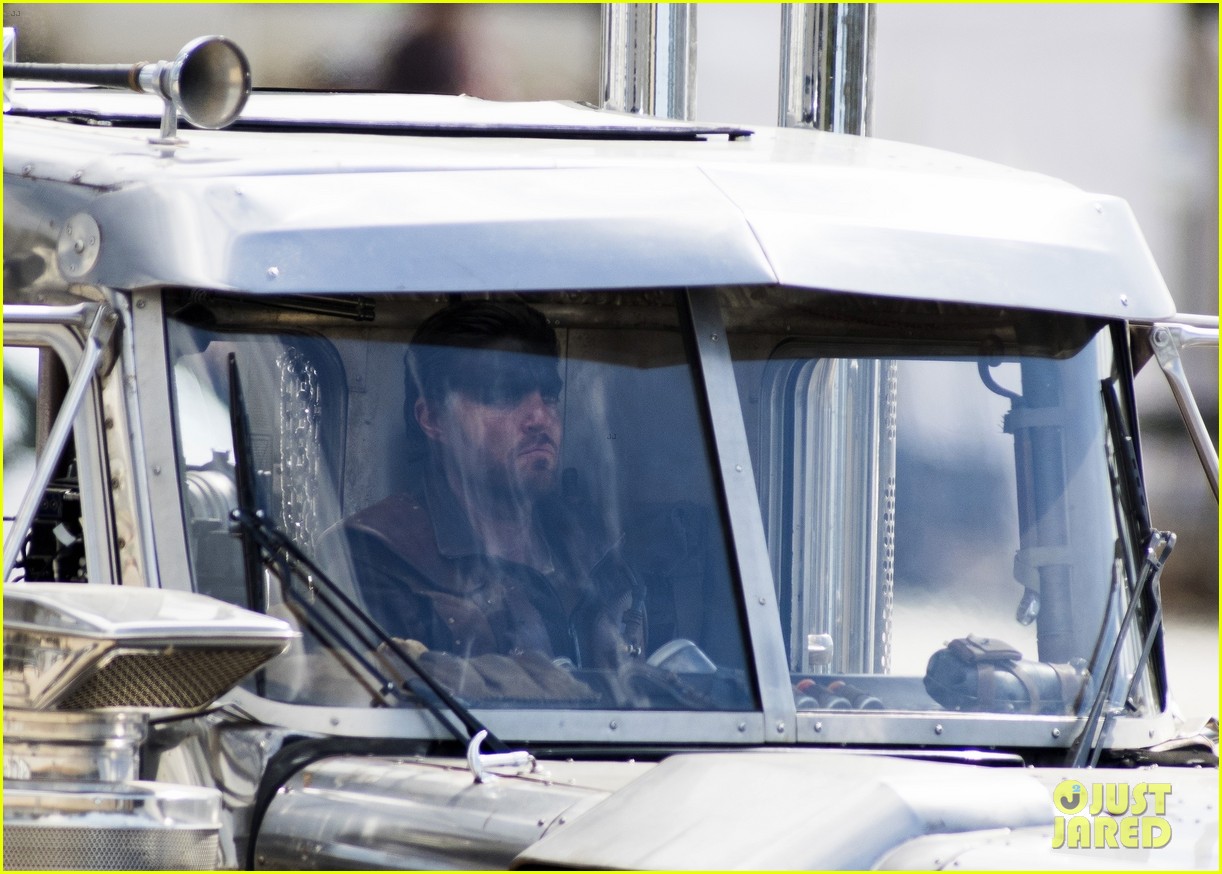 Chris Hemsworth Is Barely Recognizable on Set of 'Mad Max' Prequel 'Furiosa': Photo 4806210 ...