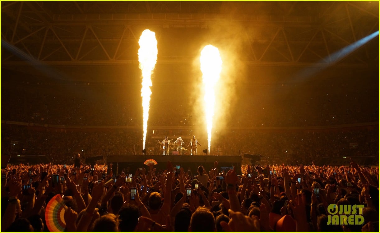 Lady Gaga's Setlist for 2022's Chromatica Ball Tour Revealed as U.S ...