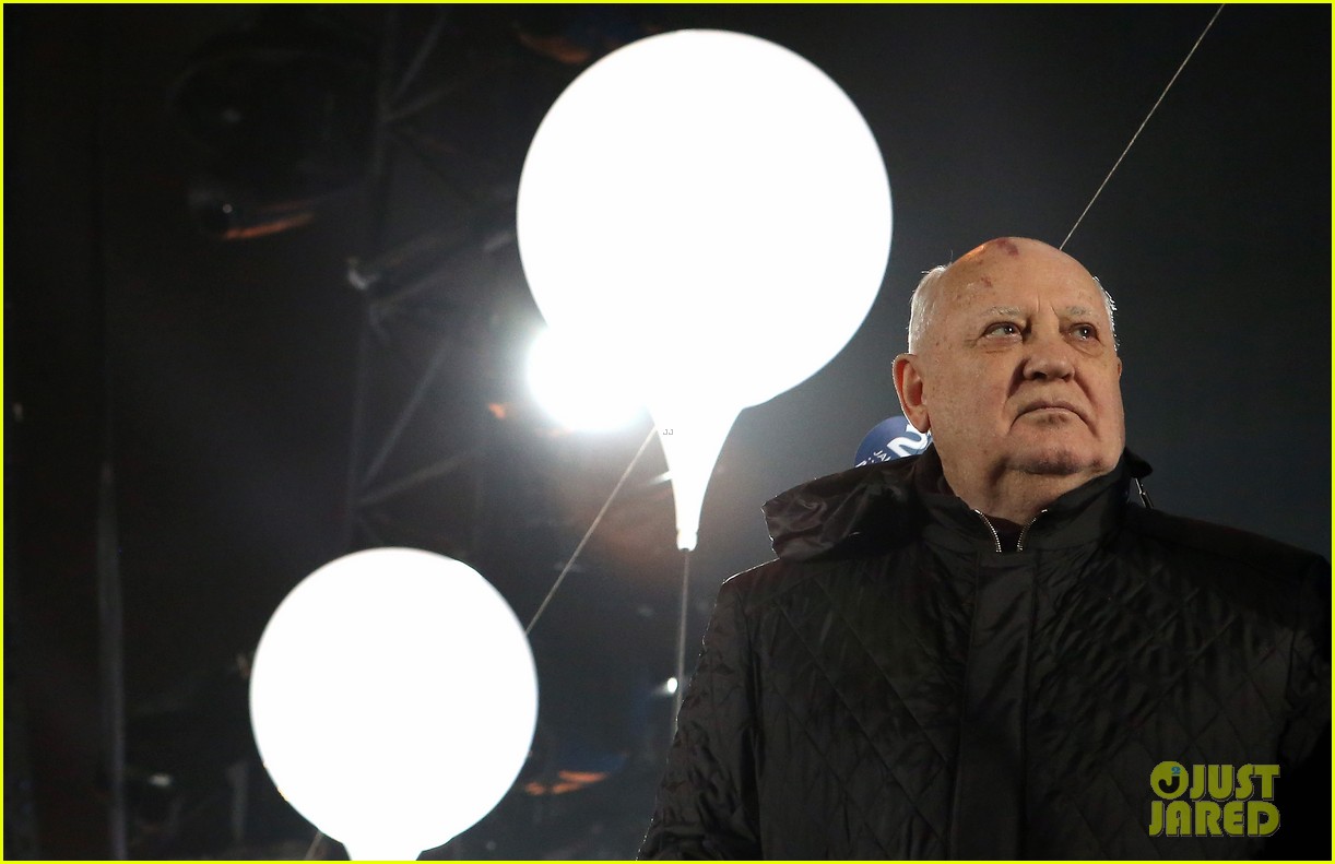 Last Leader Of Soviet Union Mikhail Gorbachev Dead at 91: Photo 4808771 ...