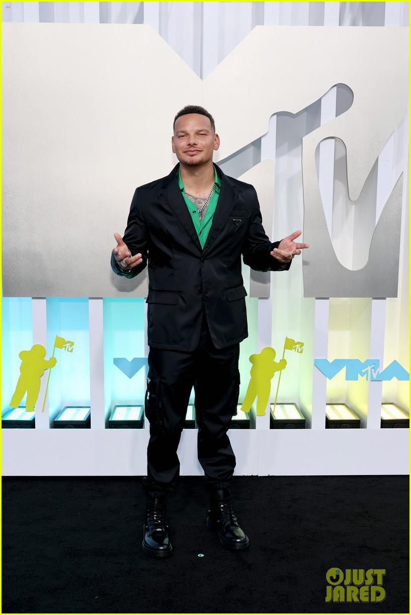 Latto, Ava Max, & More Wore Bright Green at MTV VMAs 2022!: Photo ...