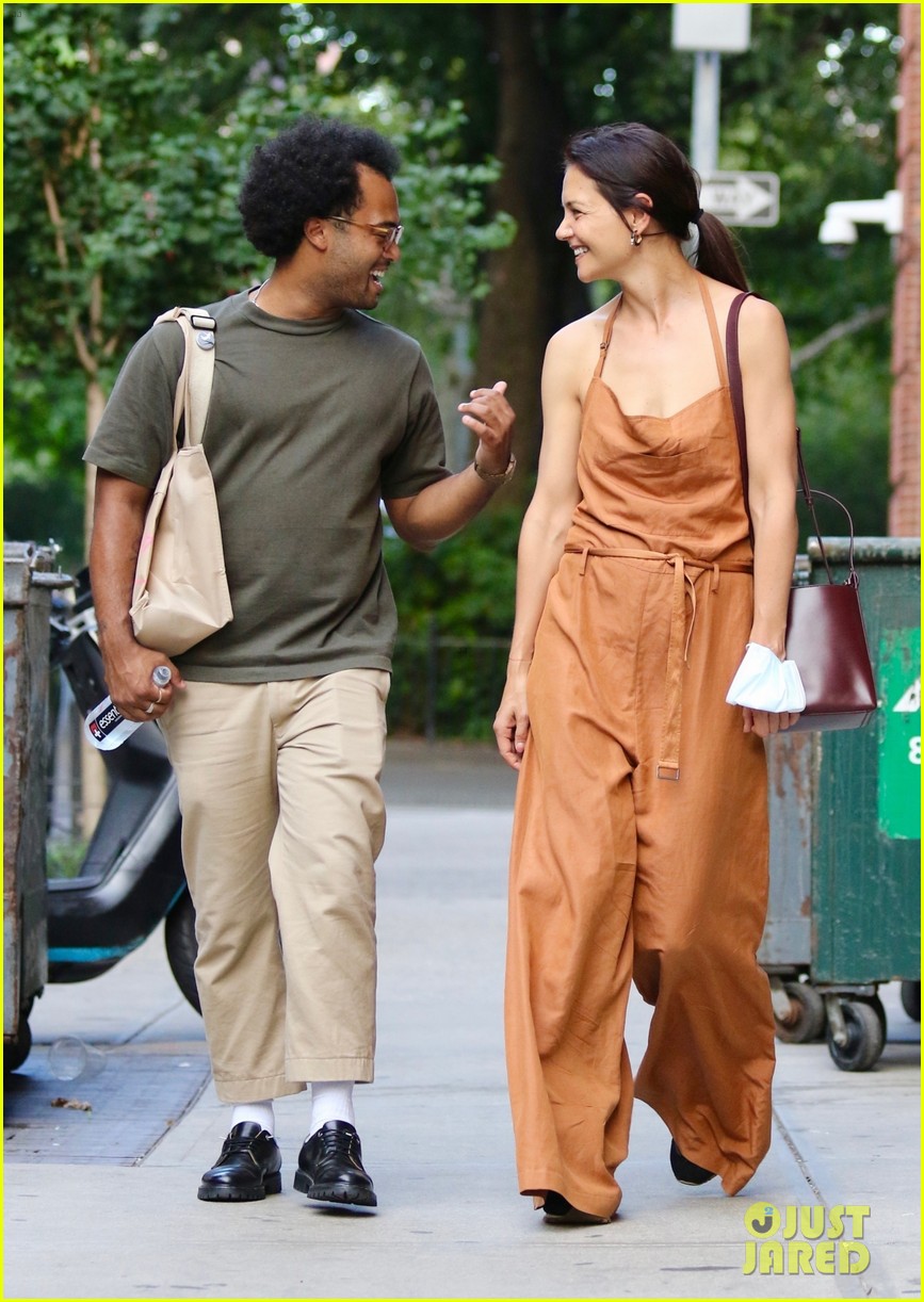 Katie Holmes & Boyfriend Bobby Wooten III Look So Happy Together in ...