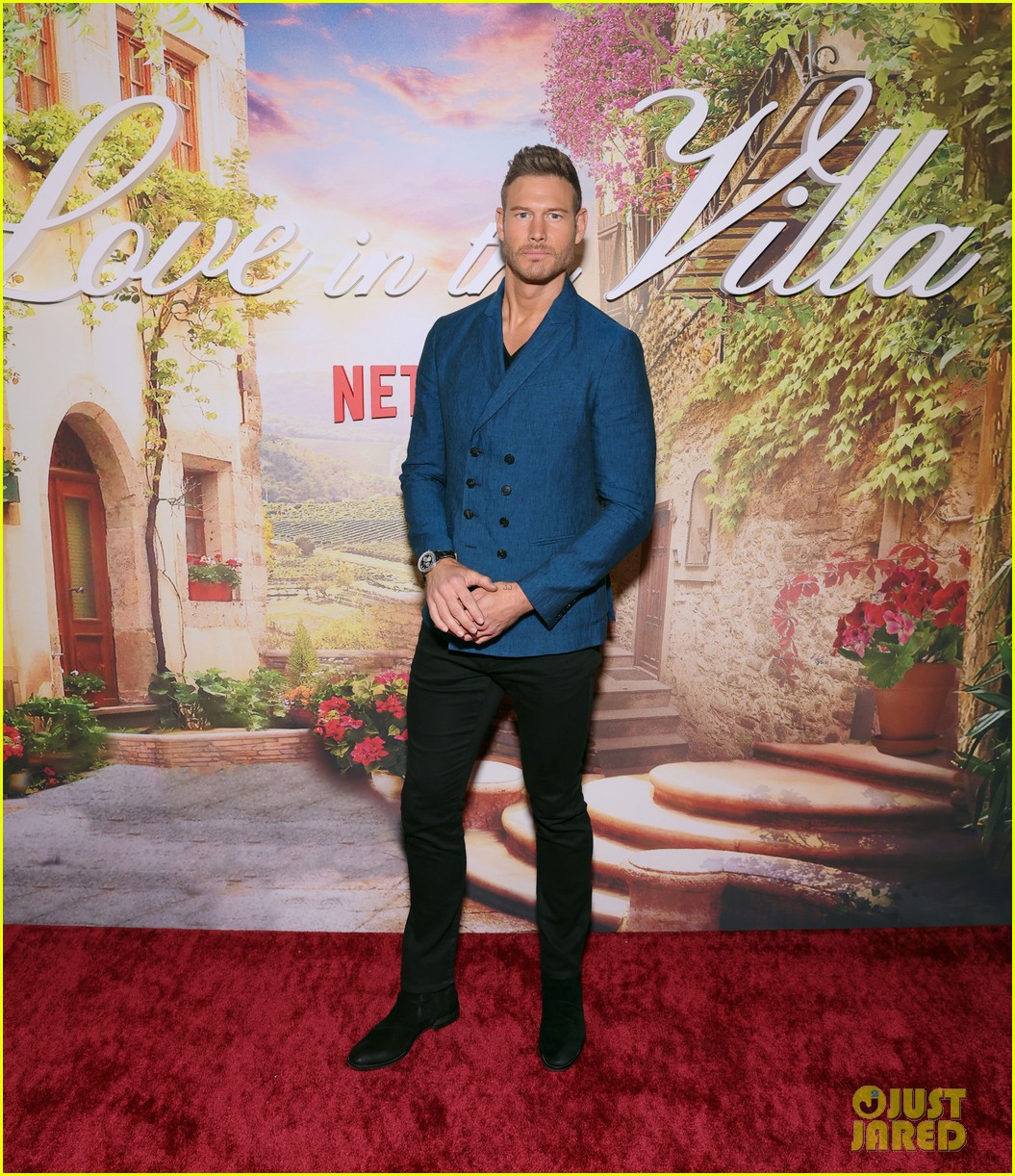 Kat Graham & Tom Hopper Pose Together at the Netflix Premiere of 'Love ...