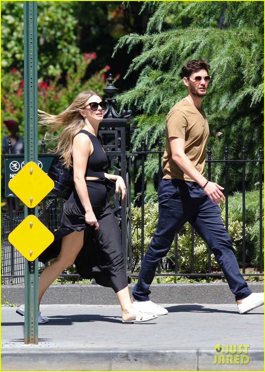 Julianne Hough Spotted with Longtime Friend Ben Barnes in New York City ...