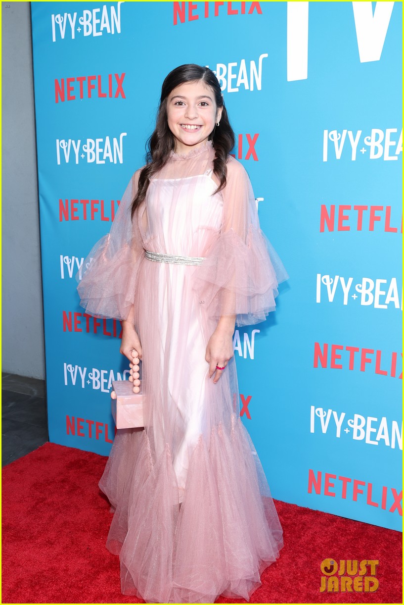 Jesse Tyler Ferguson Reveals He Wasn't Sarah Hyland's First Choice for ...