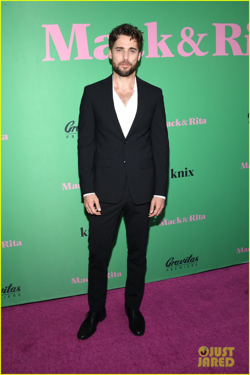 Diane Keaton Plays Around with Photographer's Camera at 'Mack & Rita ...