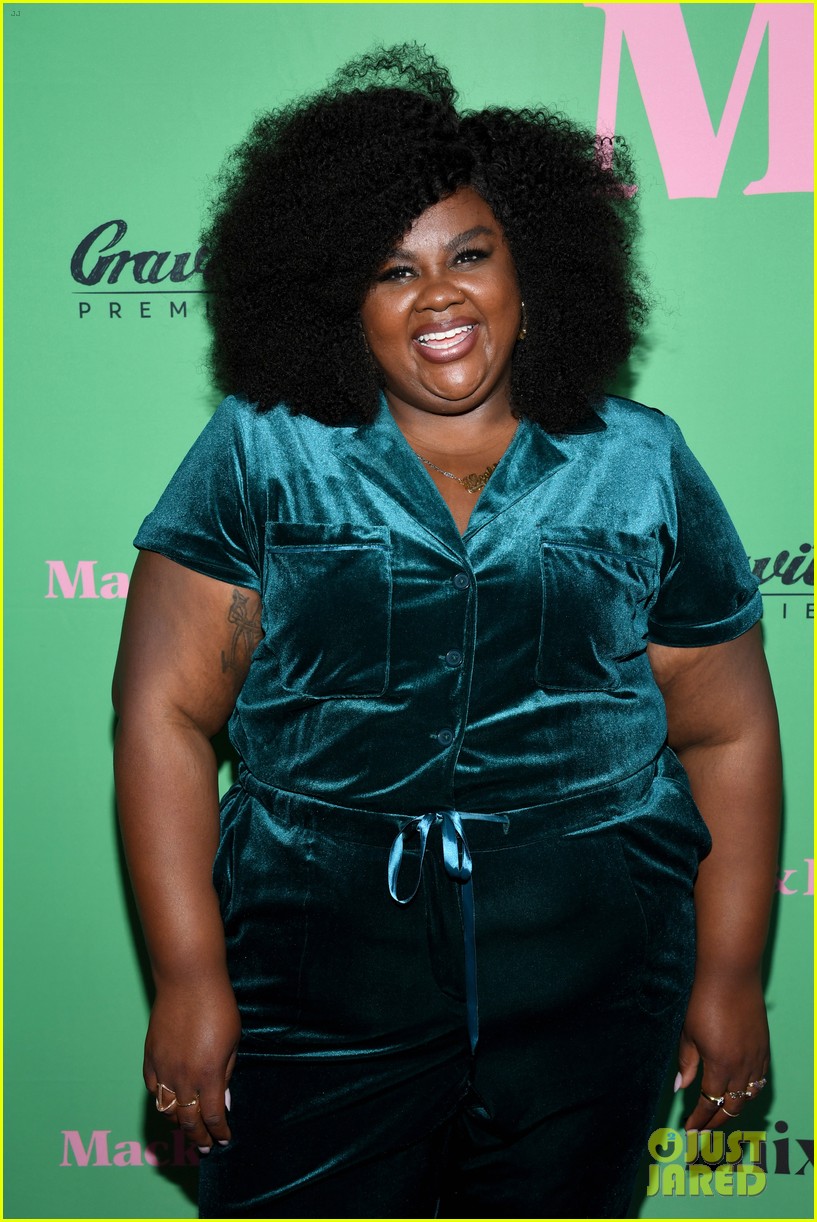 Diane Keaton Plays Around with Photographer's Camera at 'Mack & Rita ...