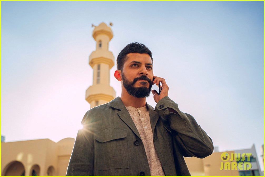 Matthew Fox Leads Peacock's Thrilling New Series 'Last Light' - Watch ...