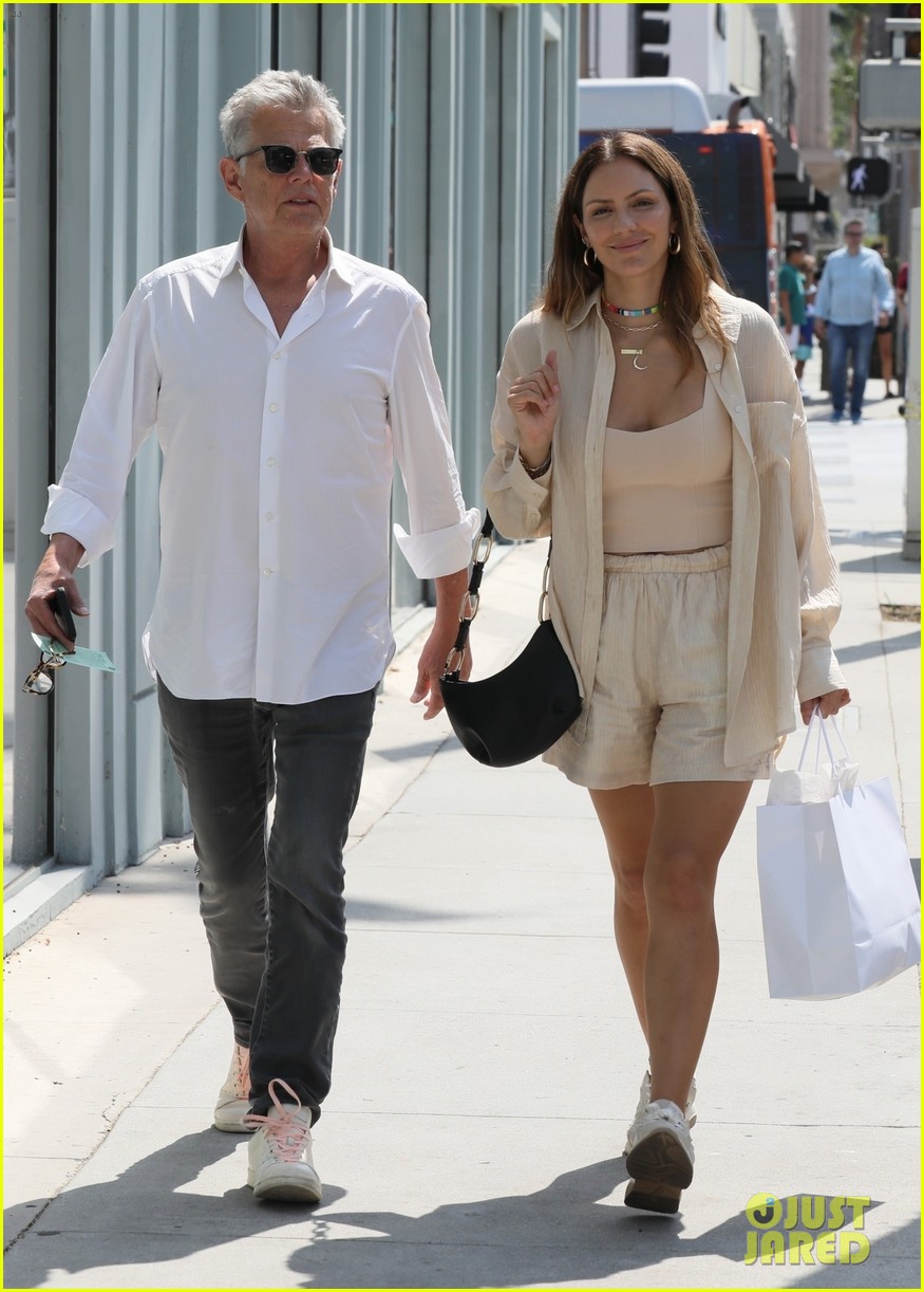 Katharine McPhee Explains Why She Doesn't Wear Expensive Jewelry in ...