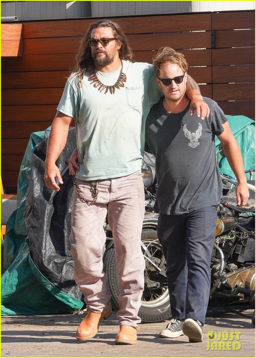 Jason Momoa Takes a Break from 'See' Press to Enjoy Lunch with a Friend ...