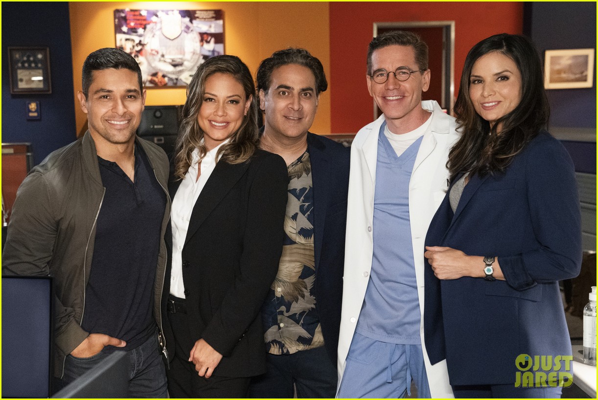 'NCIS' & 'NCIS: Hawai'i' Will Kick Off New Seasons With Another ...