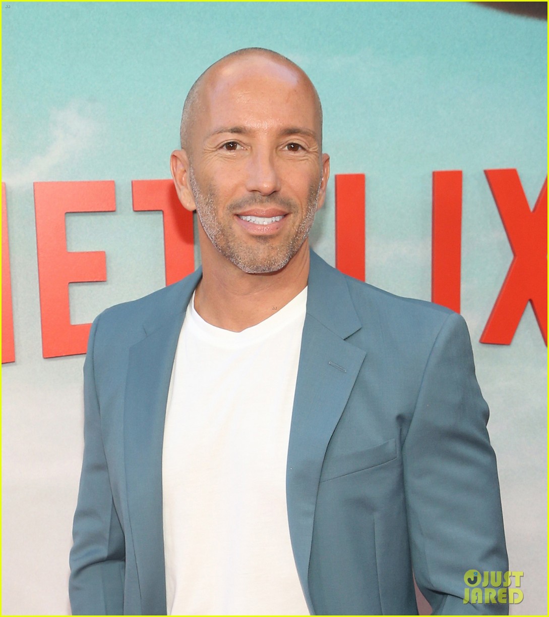 Selling Sunset's Jason Oppenheim Makes Red Carpet Debut with New ...