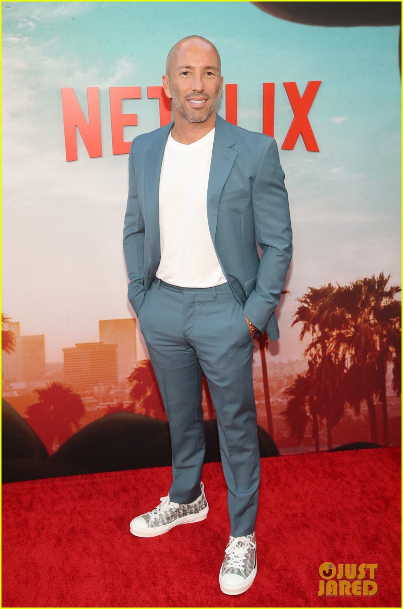 Selling Sunset's Jason Oppenheim Makes Red Carpet Debut with New ...