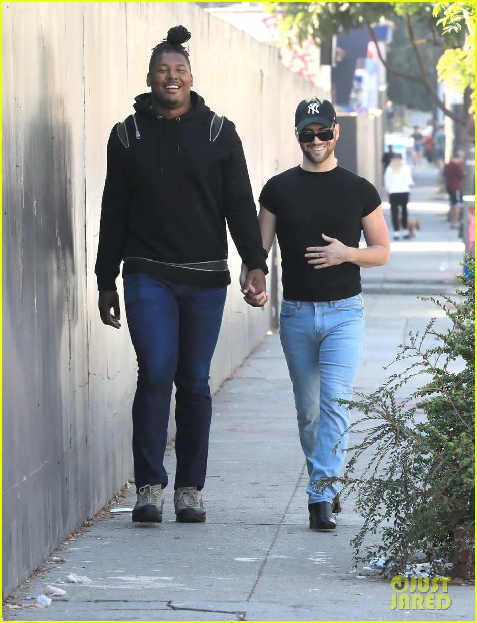 NFL Player R.K. Russell Flaunts Cute PDA with Boyfriend Corey O'Brien ...