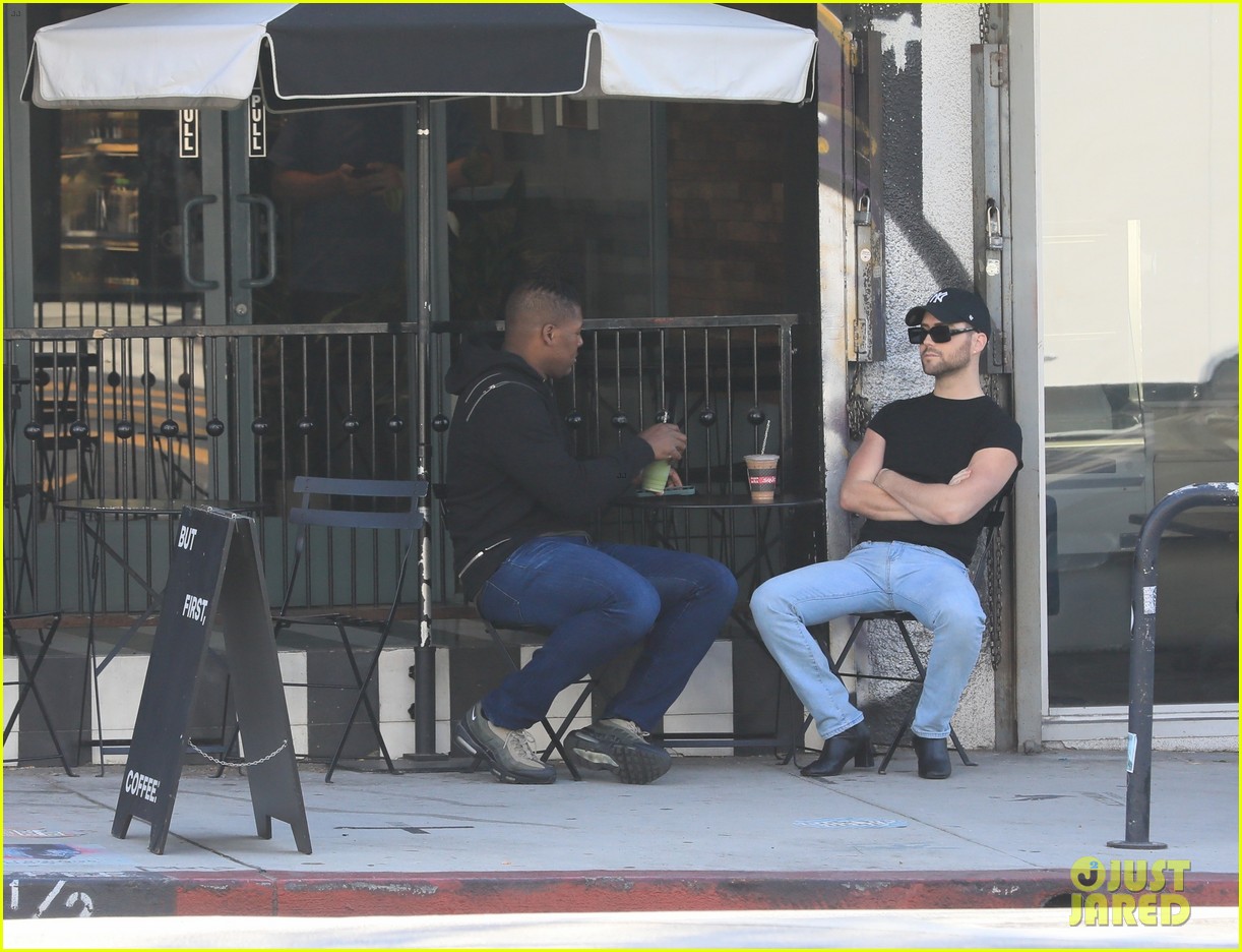 NFL Player R.K. Russell Flaunts Cute PDA with Boyfriend Corey O'Brien ...