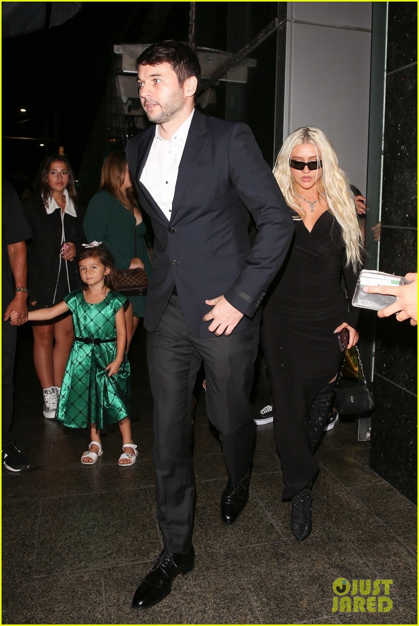 Christina Aguilera Spotted on a Friday Night Date with Fiance Matthew ...