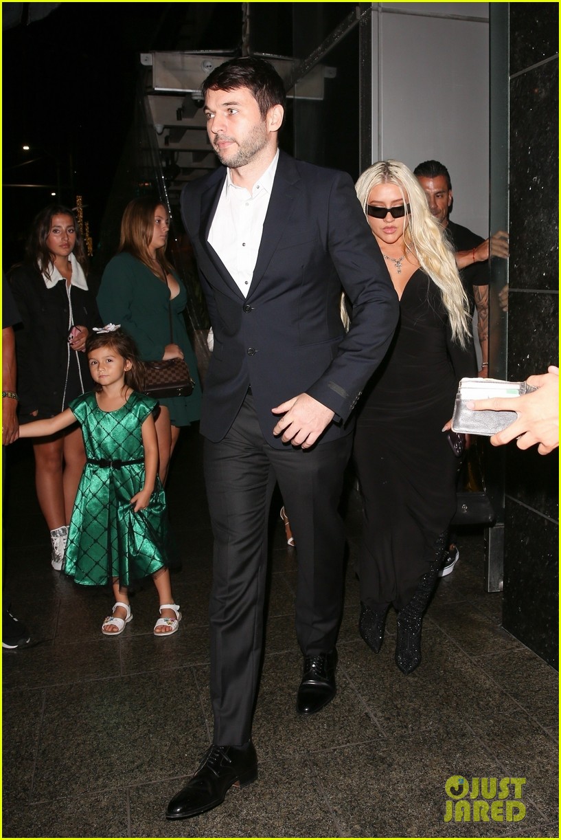 Christina Aguilera Spotted on a Friday Night Date with Fiance Matthew ...