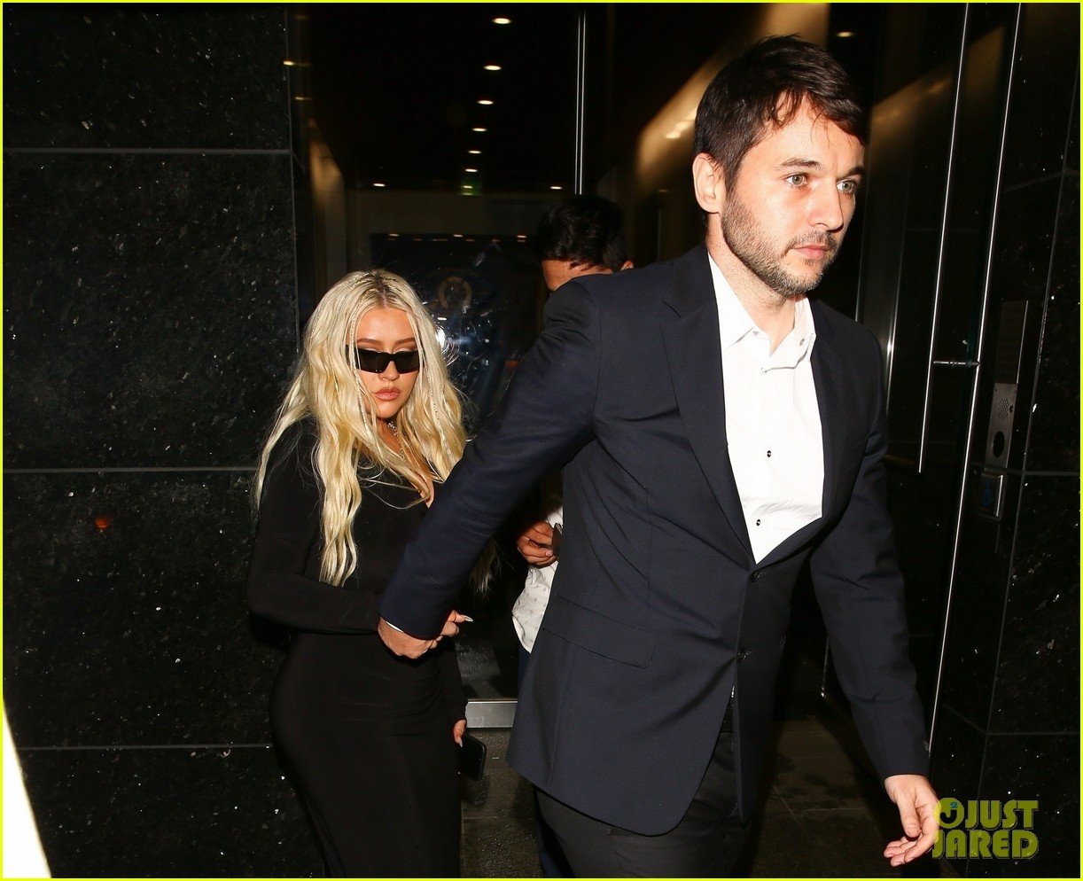 Christina Aguilera Spotted on a Friday Night Date with Fiance Matthew ...