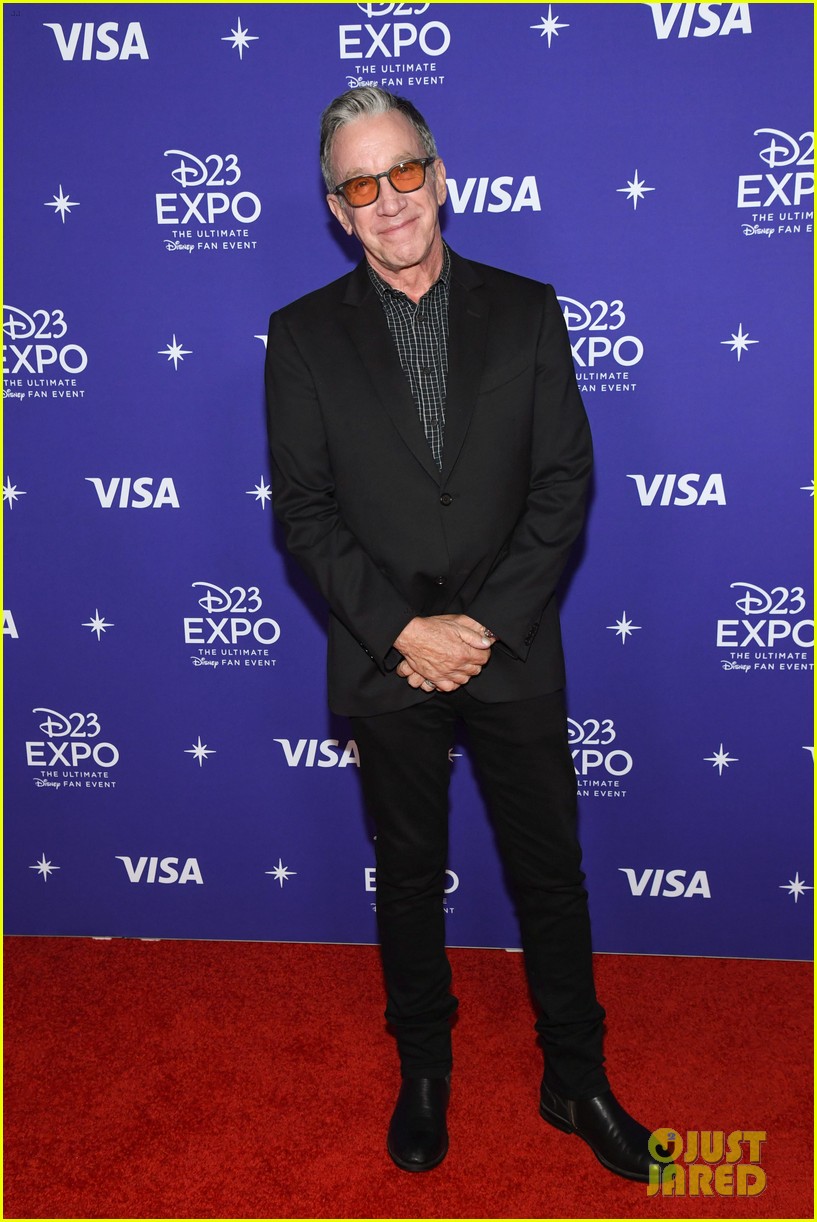 Disney+ Releases First 'The Santa Clauses' Trailer Starring Tim Allen ...