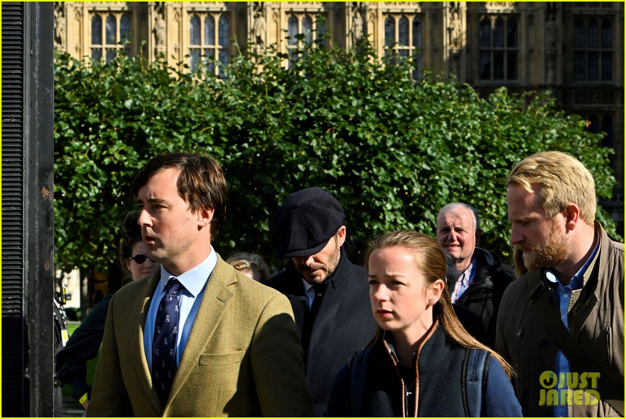 David Beckham Waited in Line for 12 Hours to Pay Respects to Queen ...