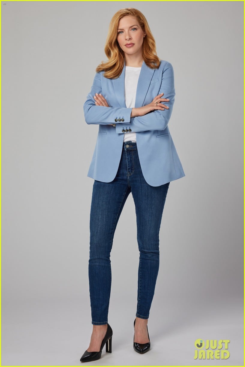 Rachelle Lefevre Discovers A Family She Never Knew About in Hallmark's ...