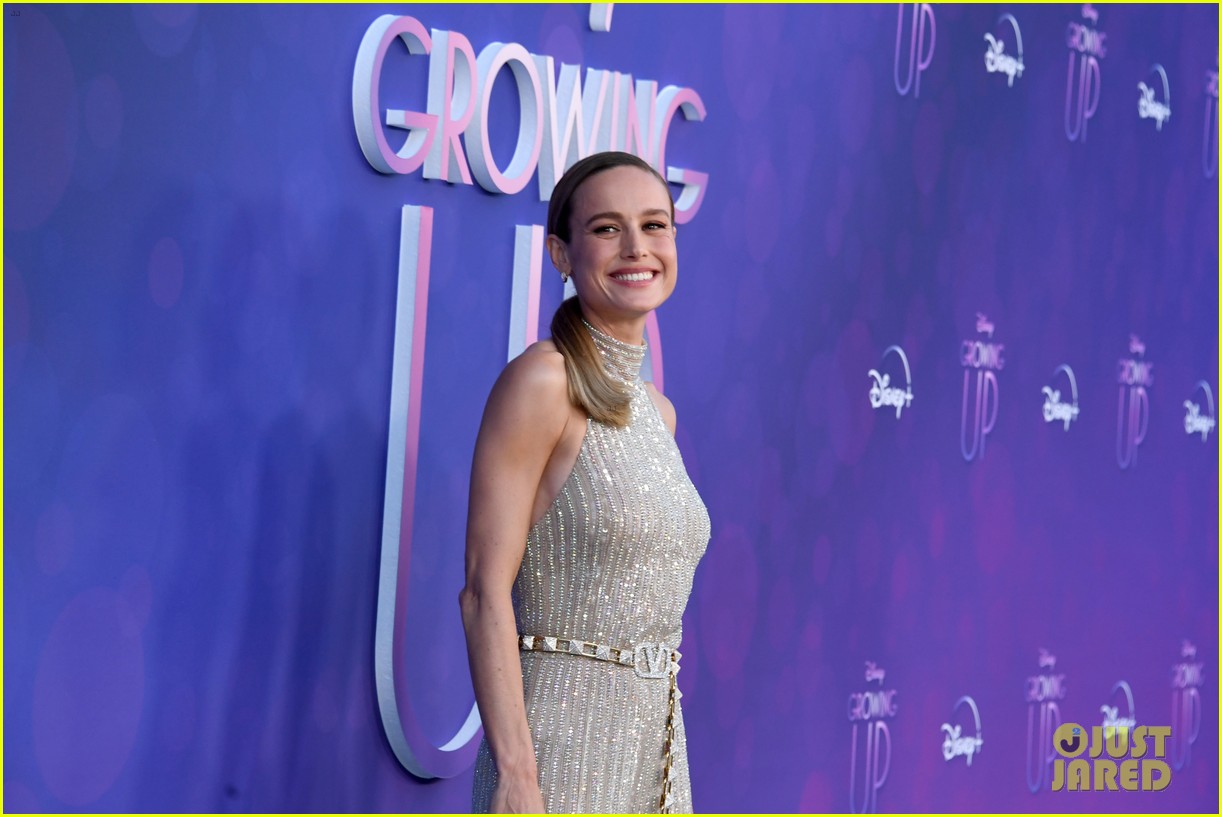 Photo: brie larson growing up premiere pics cast 07 | Photo 4813262 ...