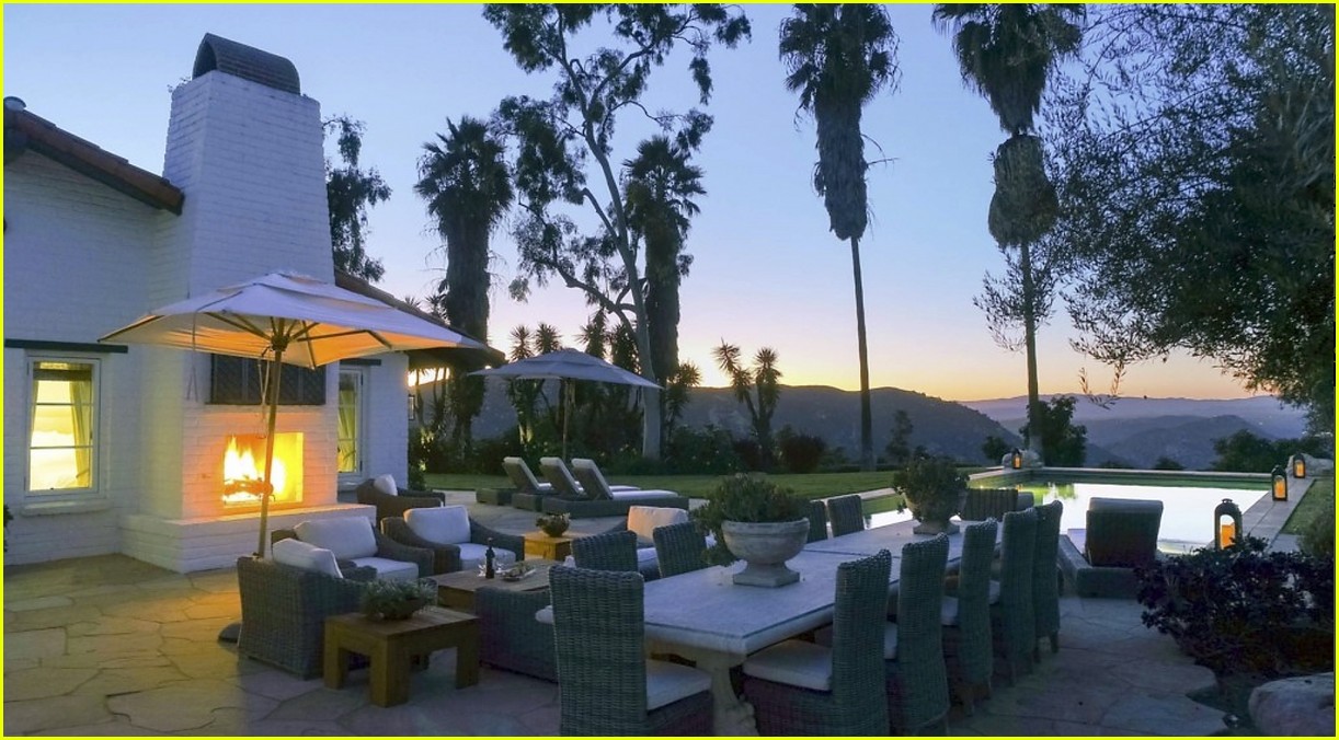 Sandra Bullock Lists Her Avocado Ranch for $6 Million - See Photos from ...