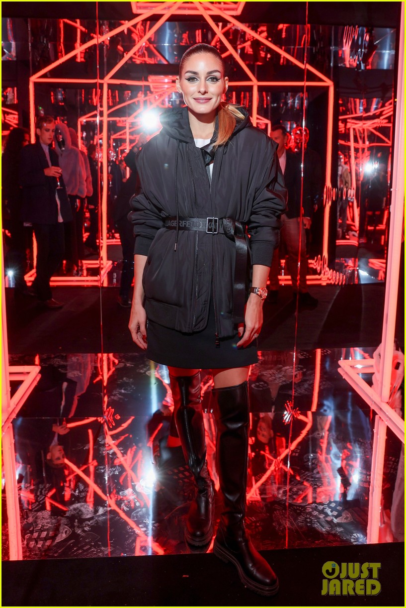 Cara Delevingne Rocks Bright Red Lipstick for 'Cara Loves Karl Paris ...
