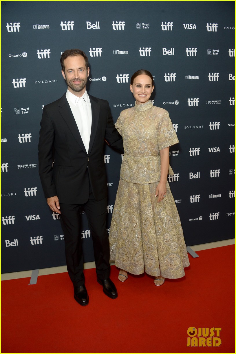 Natalie Portman Supports Husband Benjamin Millepied at Premiere Of His ...