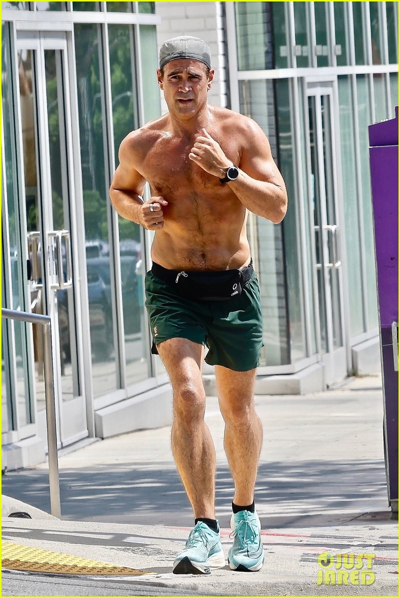Colin Farrell Goes Shirtless For A Run in LA After Venice Film Festival ...