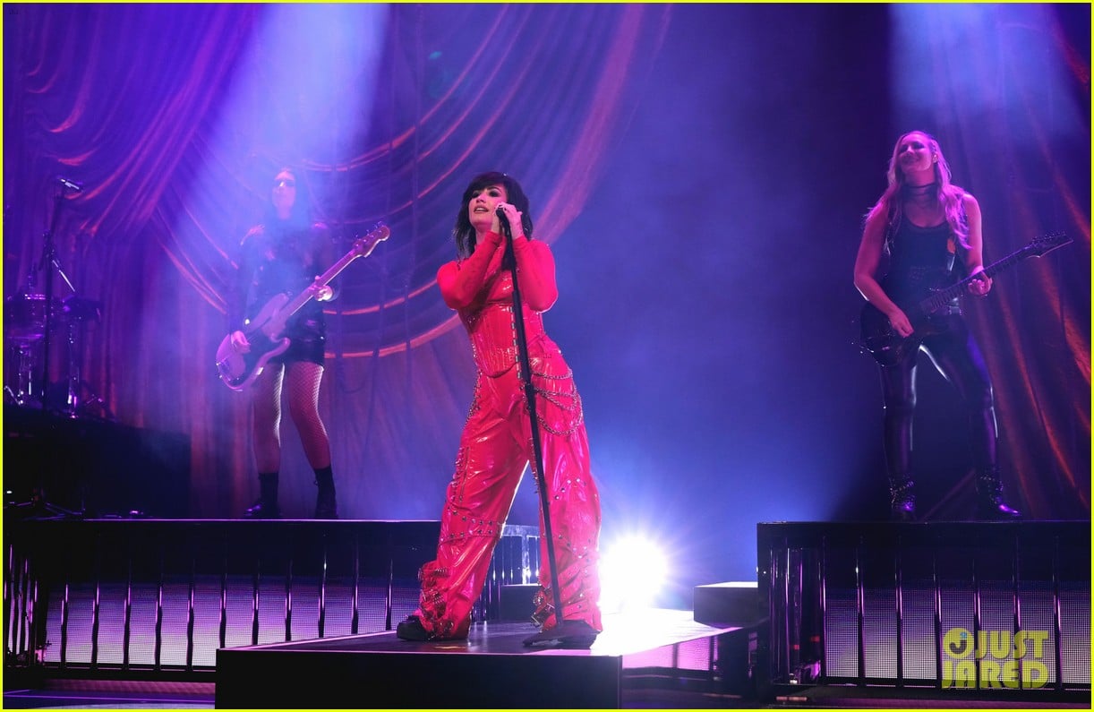 Demi Lovato's Set List Revealed After Kicking Off U.S. Leg of 2022 Tour ...