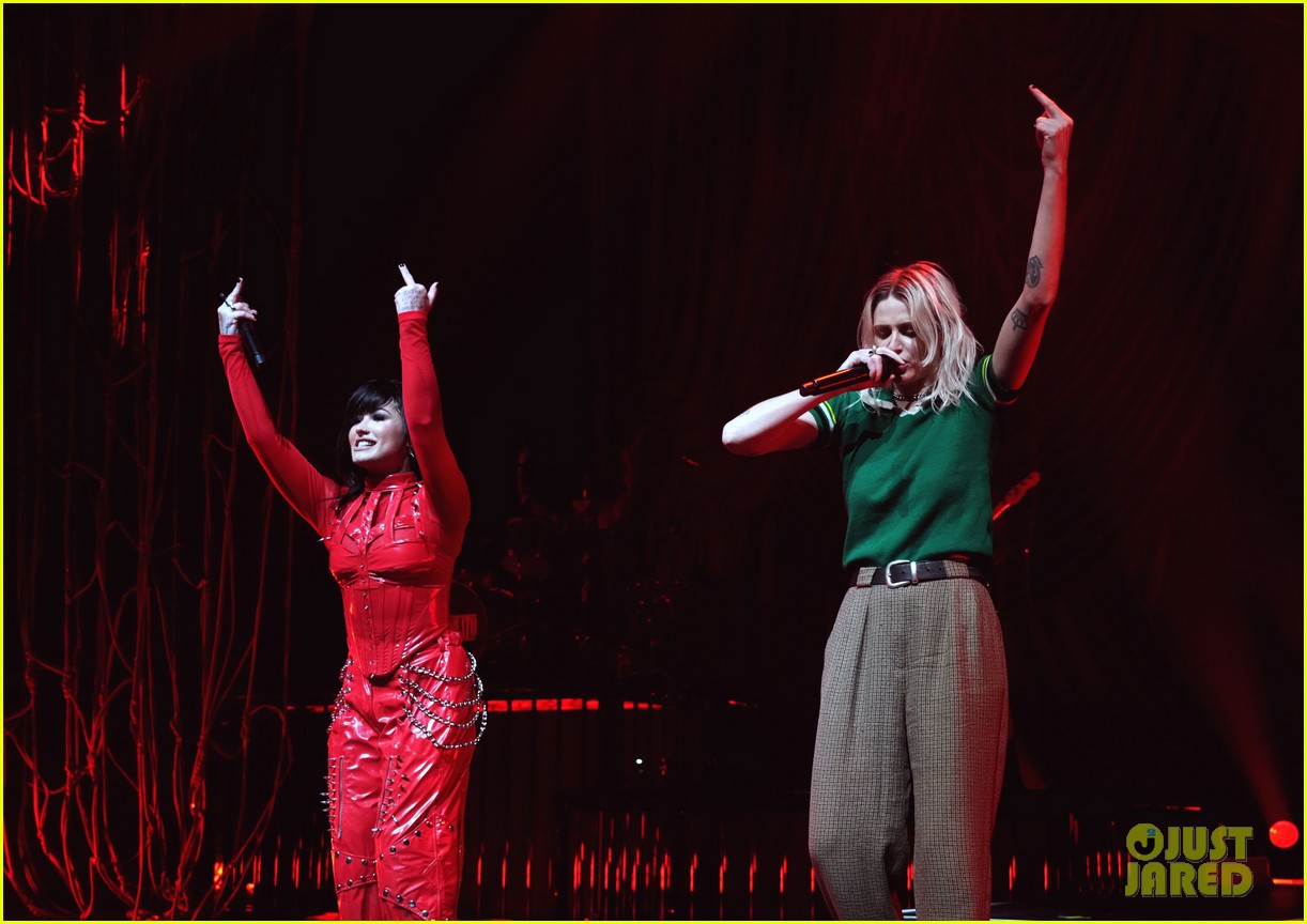 Demi Lovato's Set List Revealed After Kicking Off U.S. Leg of 2022 Tour ...