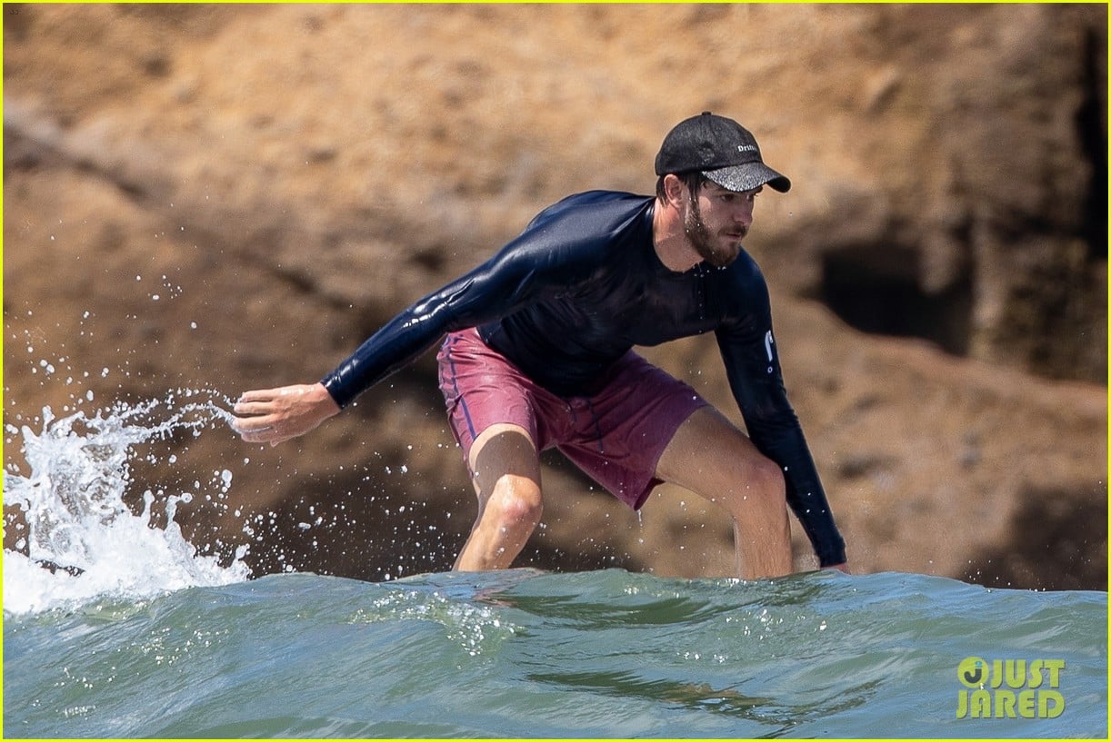 Andrew Garfield Goes Surfing While on Vacation in Mexico: Photo 4824457 ...